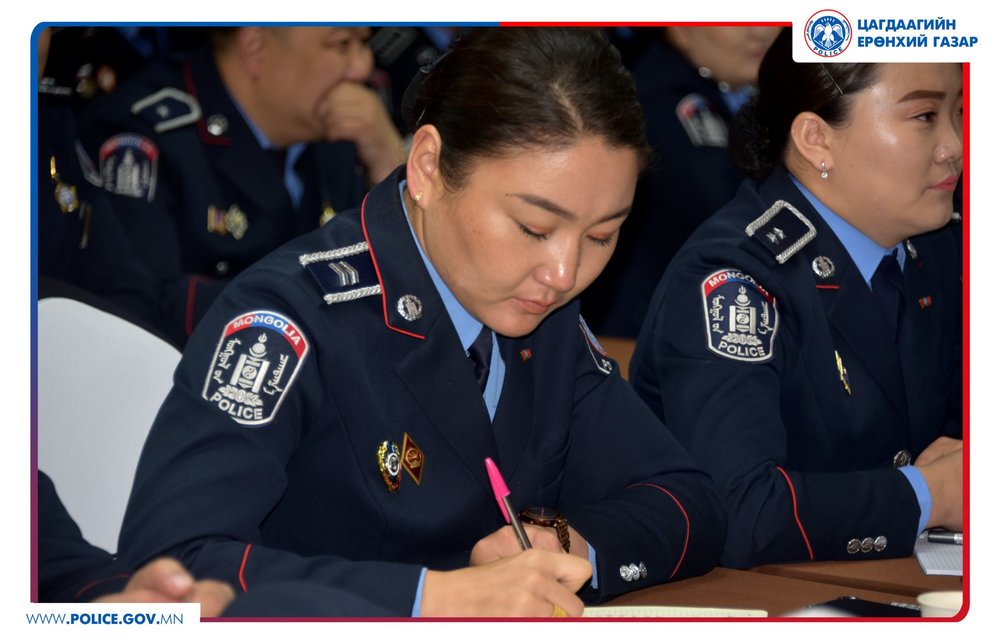 “ГЭР БҮЛИЙН ХҮЧИРХИЙЛЭЛ ХҮҮХДИЙН ЭСРЭГ ГЭМТ ХЭРЭГТЭЙ ТЭМЦЭХ УРЬДЧИЛАН СЭРГИЙЛЭХ АРГА ЗҮЙ